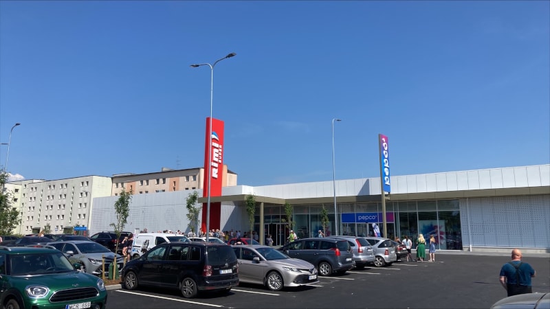 Rimi - Rimi avas uue kaupluse Pärnus, Niidu tänaval